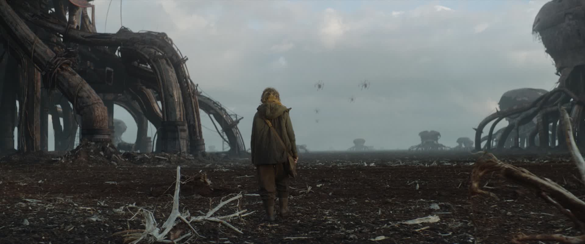 Vesper (2022): A Reflection – Creeping for Scale Models